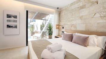 Suite Superior, banheira de hidromassagem grande | 1 quarto, quartos insonorizados, Wi-fi grátis, roupa de cama fornecida