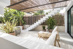 Suíte estúdio, acesso à piscina | Terraço/pátio