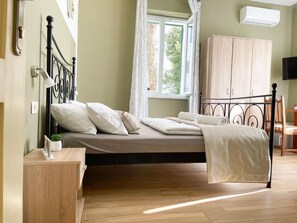 Quarto Duplo | 1 quarto, Wi-fi grátis, roupa de cama fornecida
