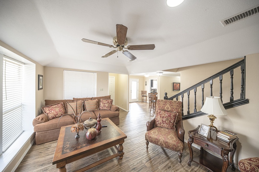 Right At Home-midland Hot Tub - Midland, TX