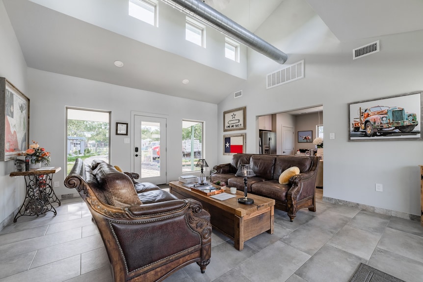 Glamping In Spicewood Tx Hill Country ~ The Trailette - Lake Travis, TX