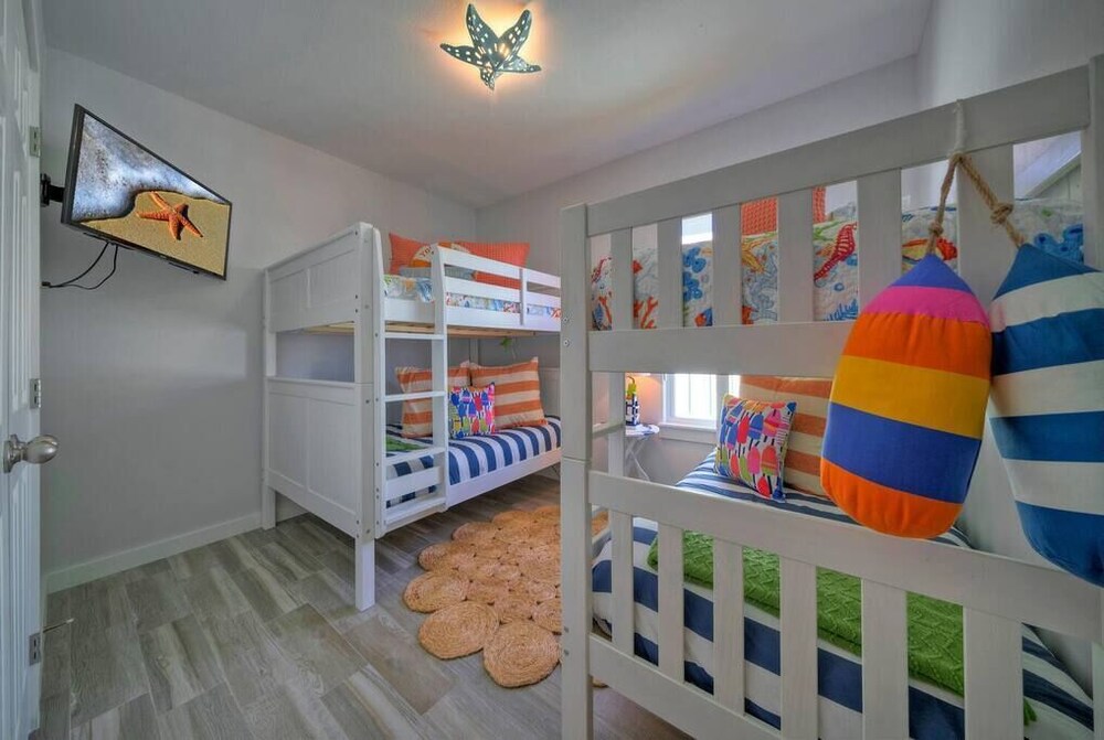 Pelicans Porch-pool, Views, Wildlife, Game Room - Port Aransas, TX