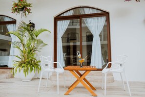 Quarto luxo | Terraço/pátio