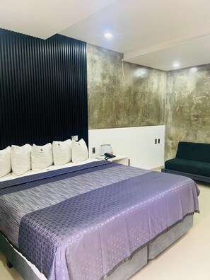 Quarto premium | Roupas de cama premium, escrivaninha, Wi-Fi de cortesia, roupa de cama