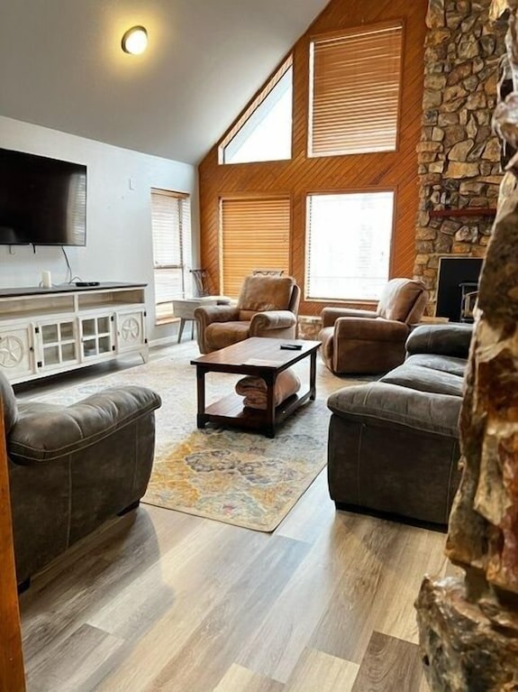 La Dulce Vida Luxury 3 Bedroom, Sleeps 8 Guest, Stocked Fishing Ponds! - Choctaw Casino Idabel