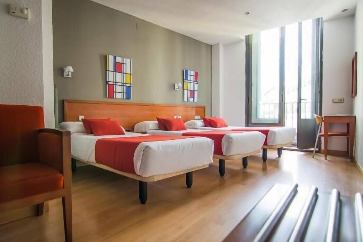 Cofre com capacidade para portátil, secretária