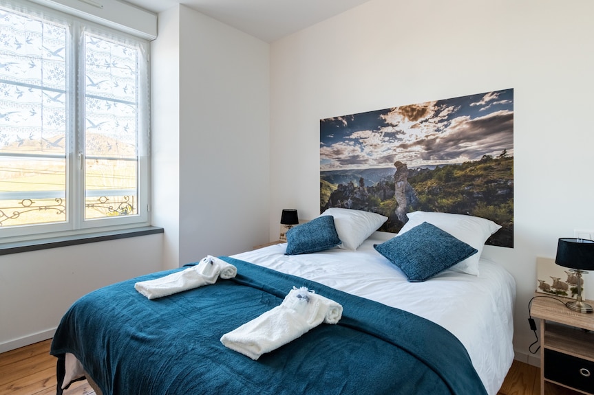 Gite Le Couderc - Belle Maison Familiale Ouverte Sur La Campagne De L'aubrac - Aveyron