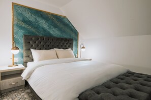 Quarto casal | Wi-Fi de cortesia, roupa de cama