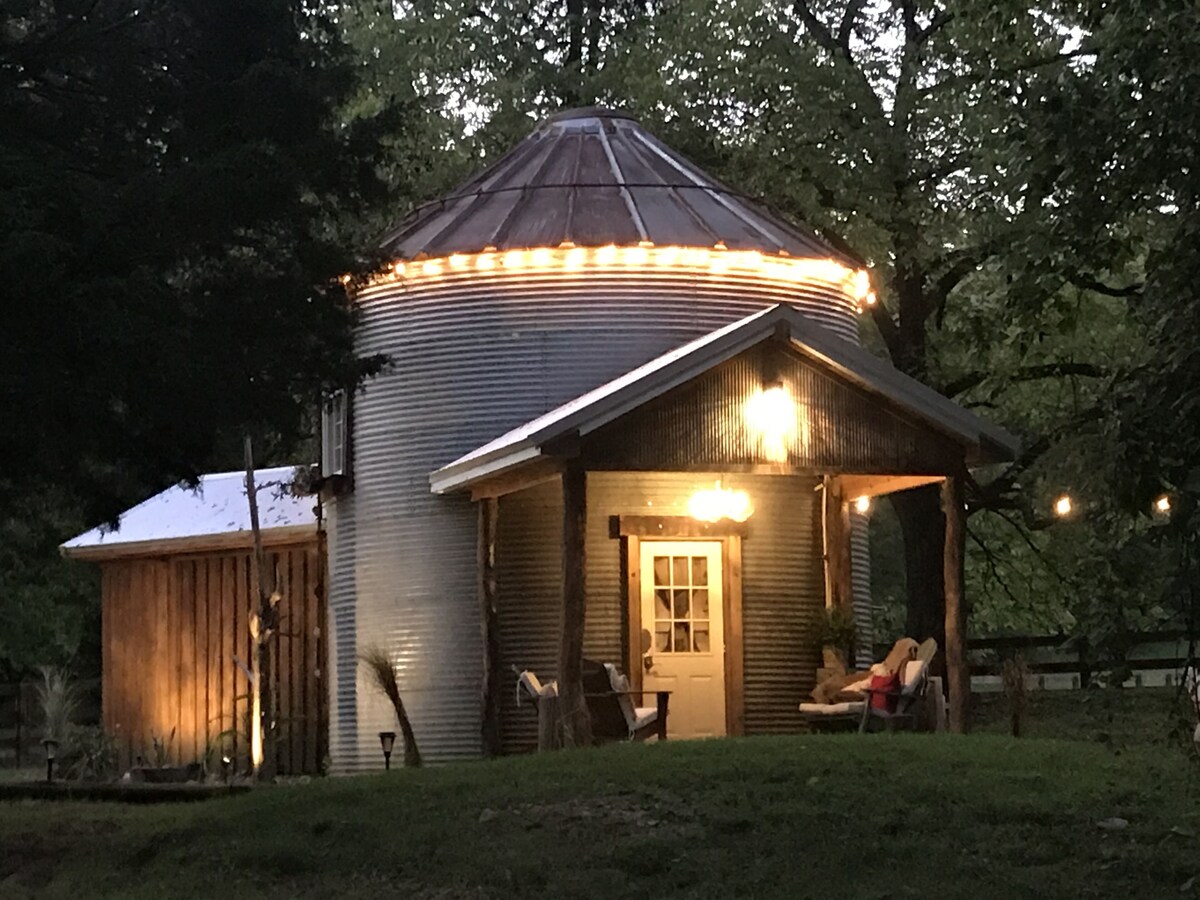 The Lodge Grain Bin at Goose Creek Farm in Cornersville TN Reviews ...