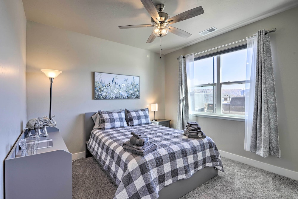 Family-friendly Grand Junction House W/ Patio - Grand Junction, CO