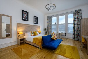 Suite-Estúdio Executiva, 1 cama king-size, não fumadores, vista para o rio | Lençóis de algodão egípcio, roupa de alta qualidade 