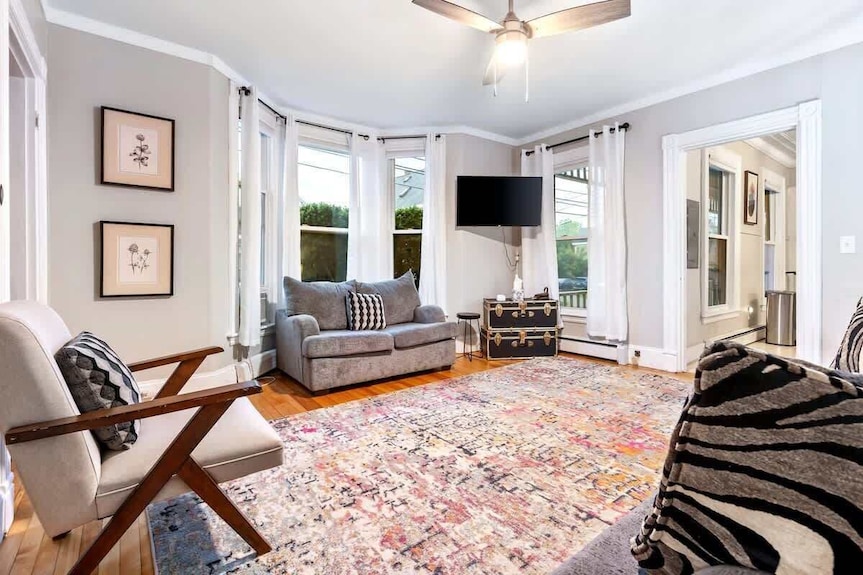 Cozy 3br | Pet Friendly | Near Portland | Parking - Westbrook, ME