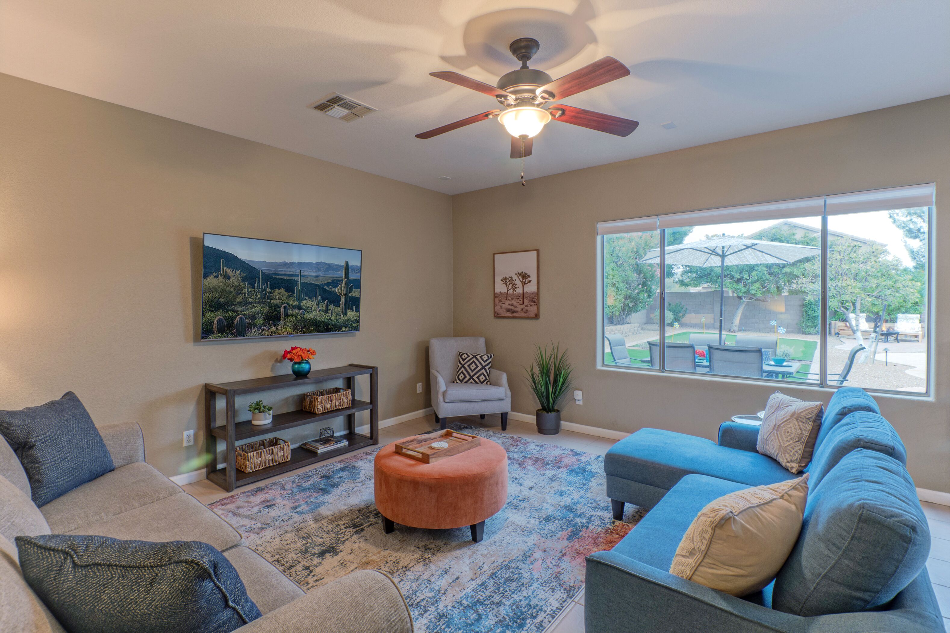 Boulder Mt Highlands: Near Golf & Trails, Pool W/opt Heat, Spa, Putt Green, King Beds & Tvs All Brs - Mesa, AZ