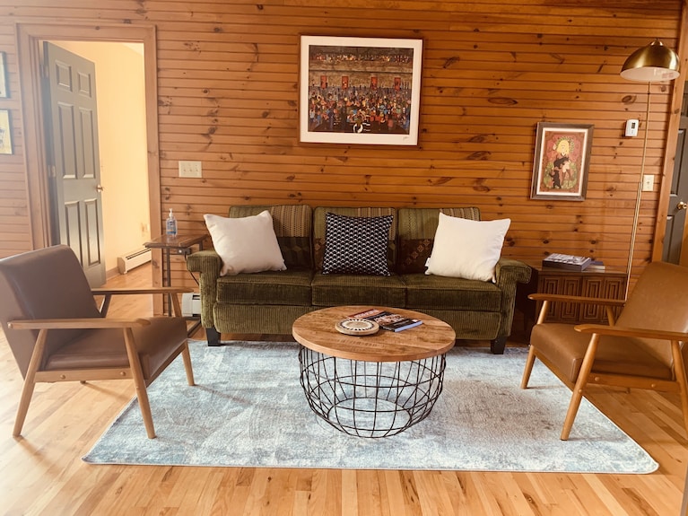 Appalachian Mt Cabin, Mt Views, 3br 3ba, Fiber Wifi, Family, Hiking, Waterfalls - Johnson City, TN