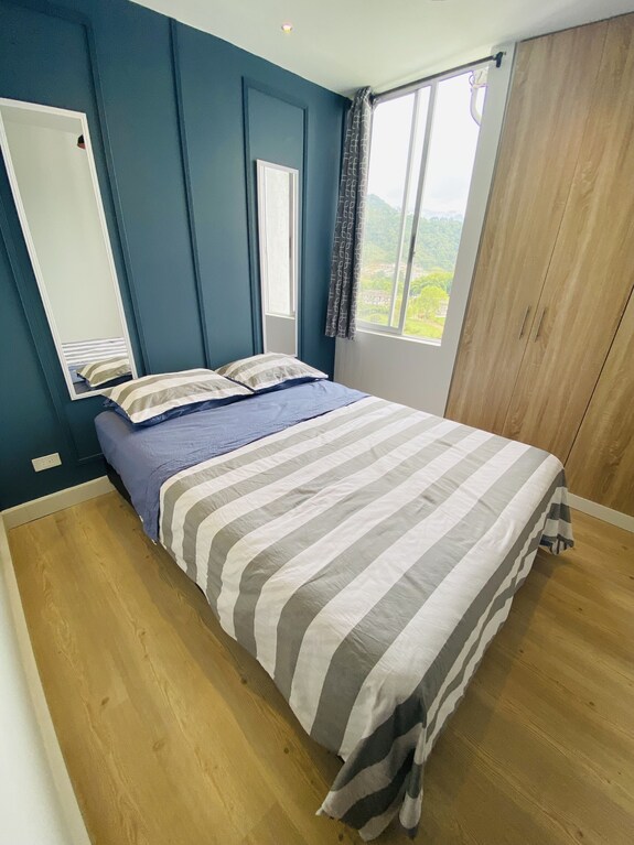 Colibri's Penthouse With Wild Hummingbirds & Views - Santa Rosa de Cabal