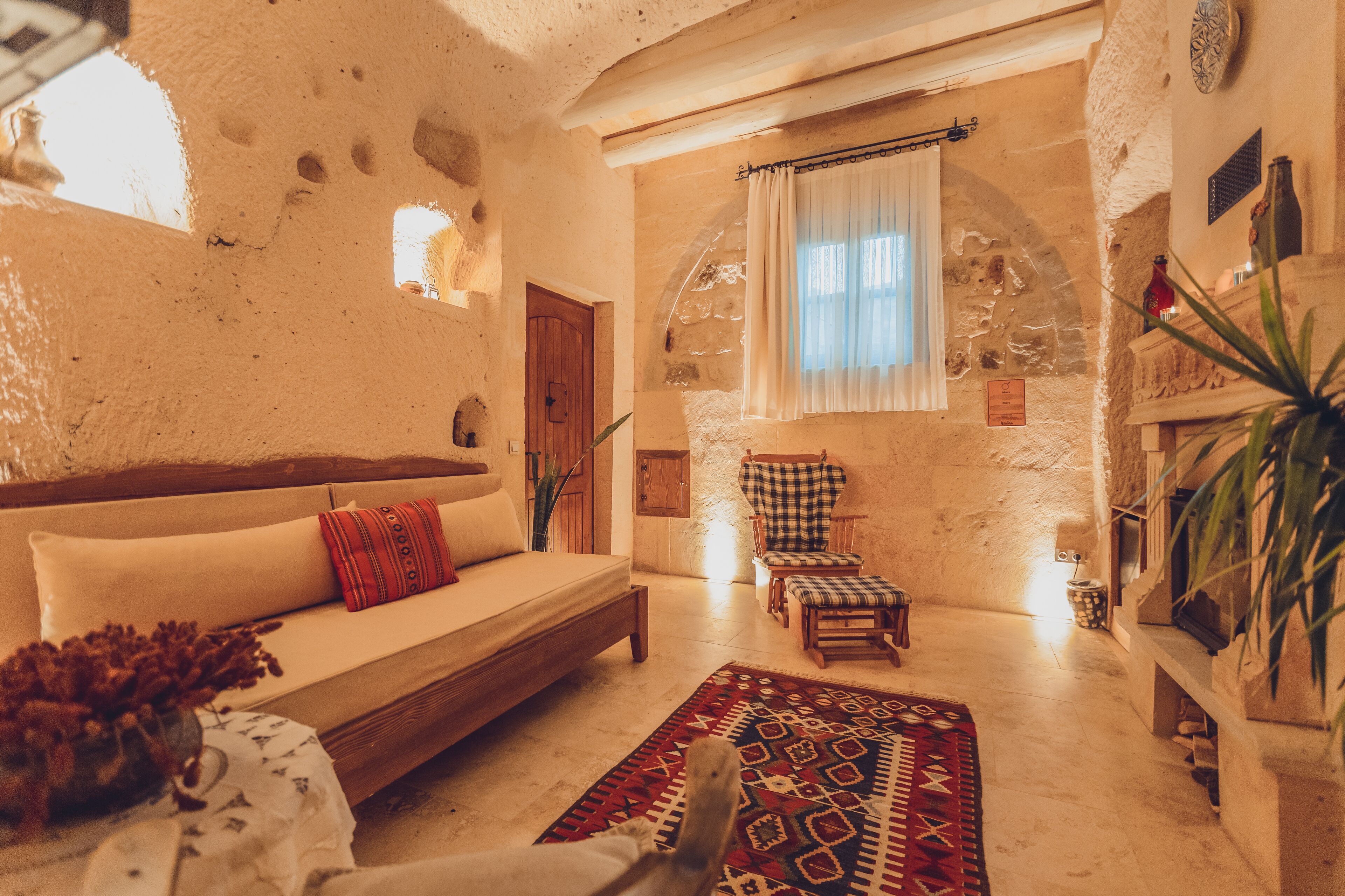 Mars | Roupas de cama premium, camas Select Comfort, frigobar