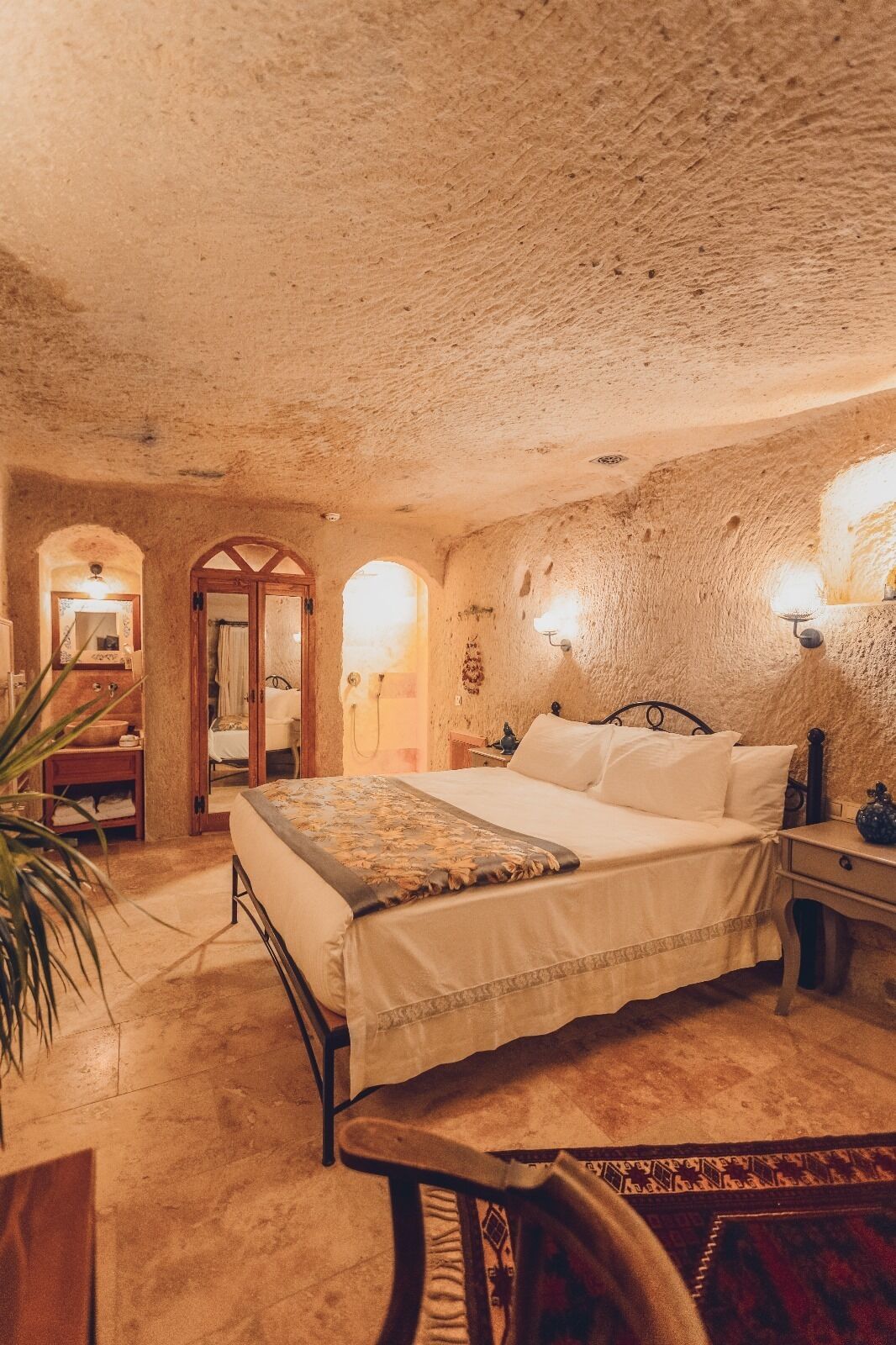 Neptune - Fully Cave & Semi-View & Standard Room | Roupas de cama premium, camas Select Comfort, frigobar