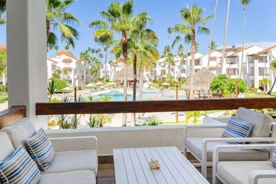 Stanza Mare Beach Front