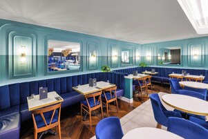 Pequenos-almoços, almoços e jantares servidos 