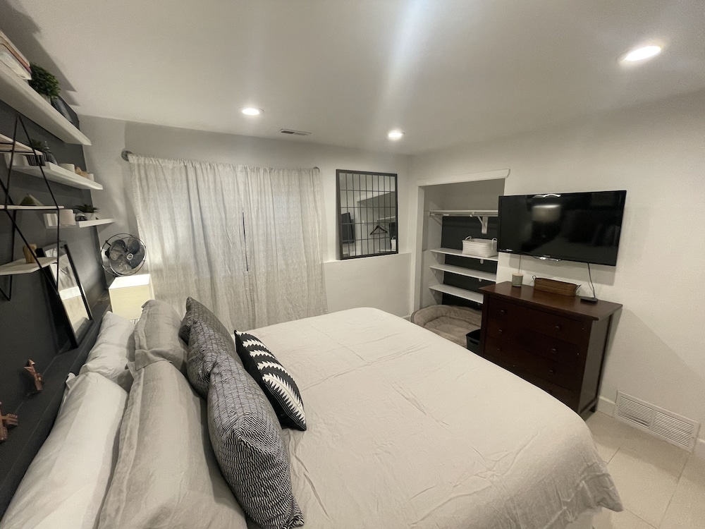 Pet Friendly! Modern & Cozy, Minutes From Campus And Pearl St! - Boulder, CO