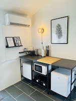 Televisor de ecrã plano de 32 polegadas com canais digitais, televisor