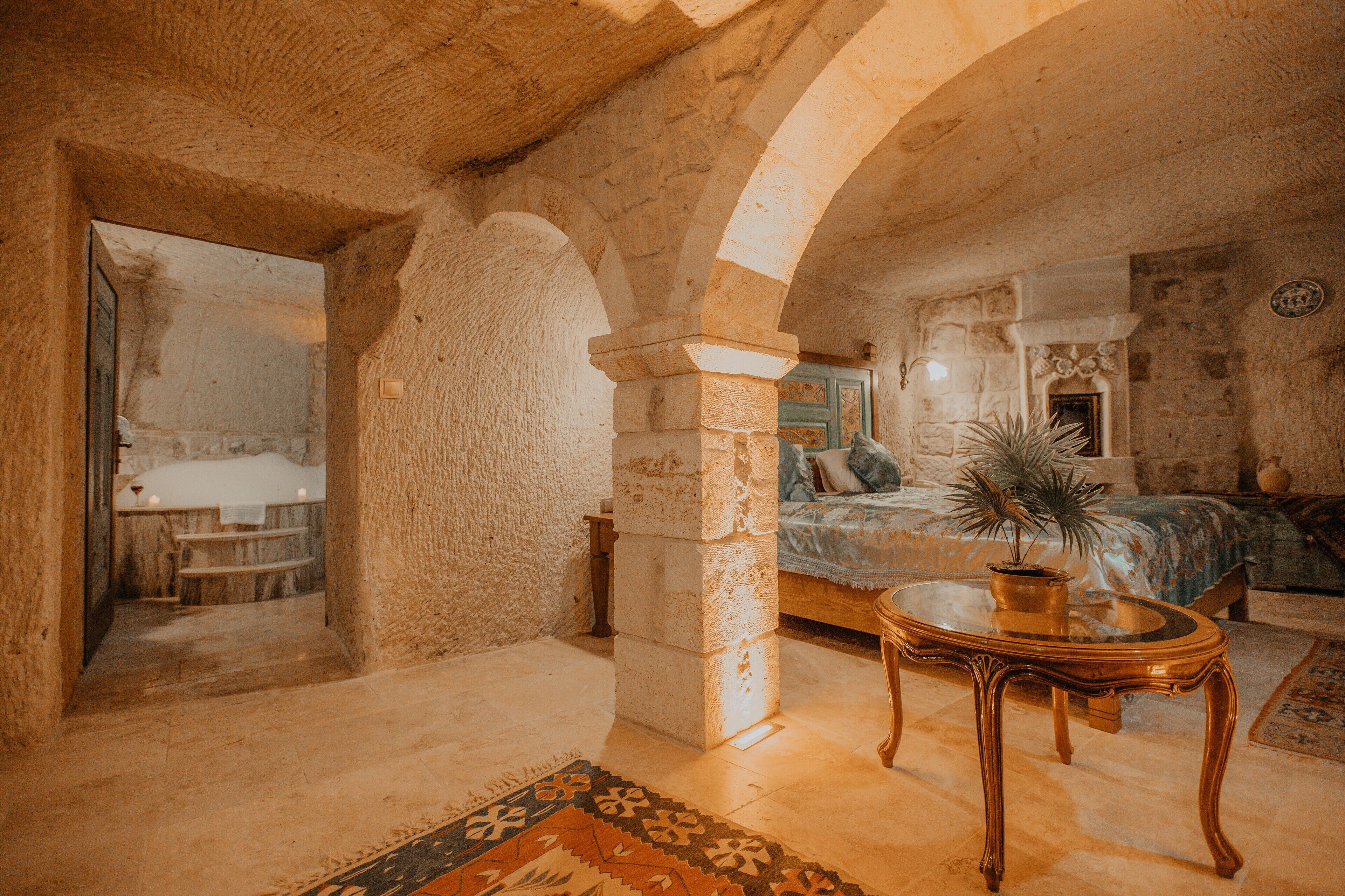 UZUMLU ROOM | Roupa de alta qualidade, minibar, com decoração personalizada 