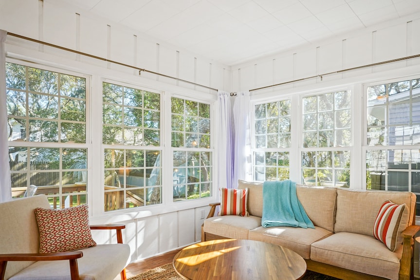 // 2 Min. Walk To The Beach // The Grove @ Oki - Southport, NC