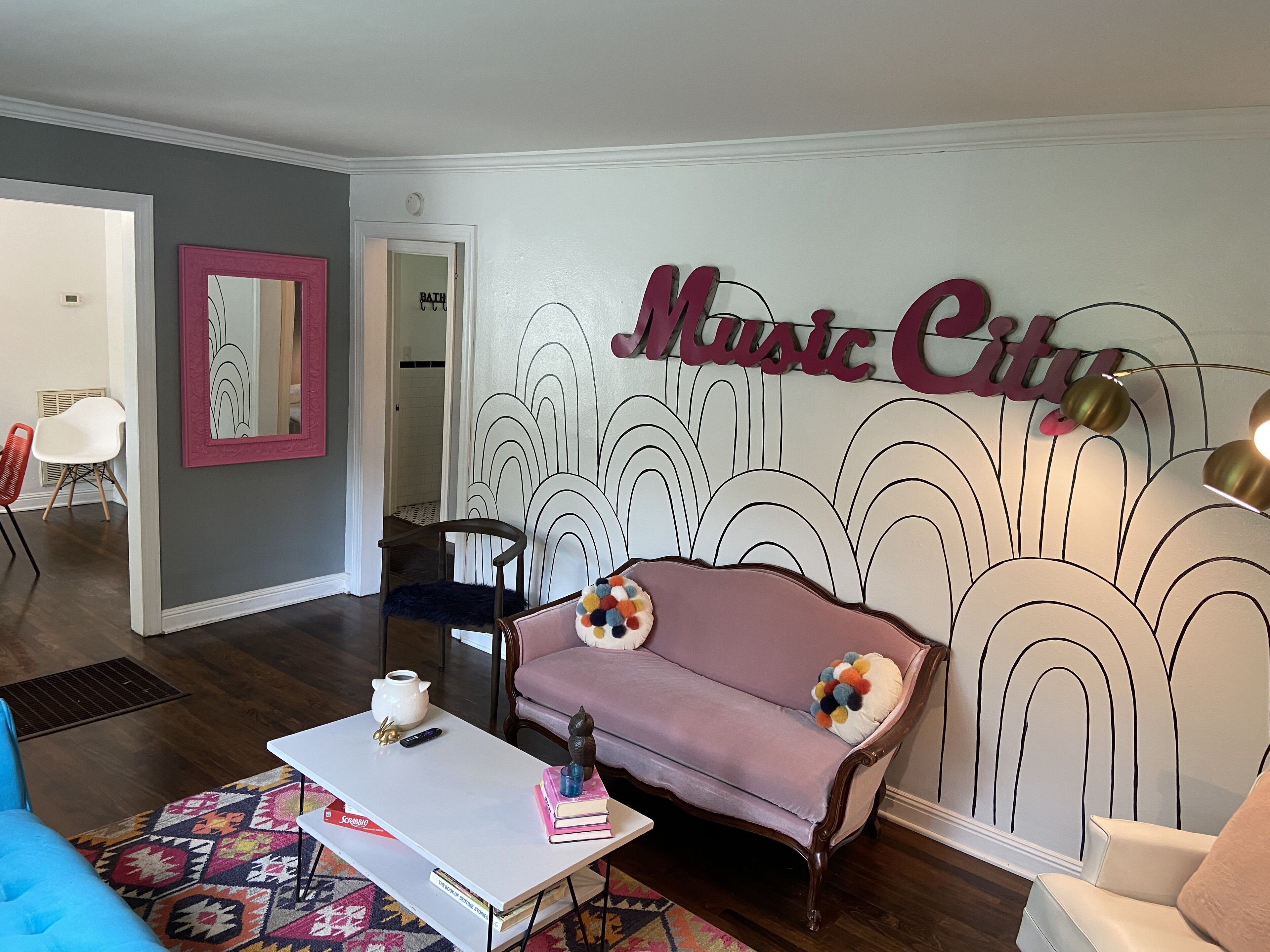 No Cleaning Fee!  Boro Babe Cave...eclectic Vibes + Modern Amenities - Murfreesboro, TN