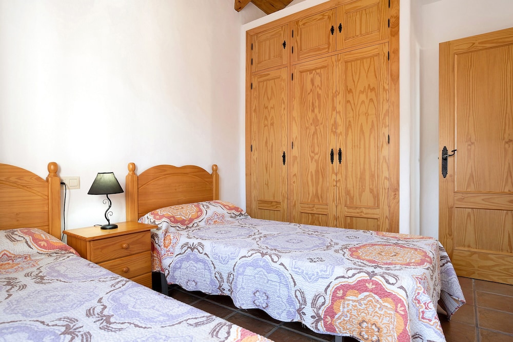 Holiday Home "Casita Torre De Meca 1" With Wi-fi, Terrace & Garden - Los Caños de Meca