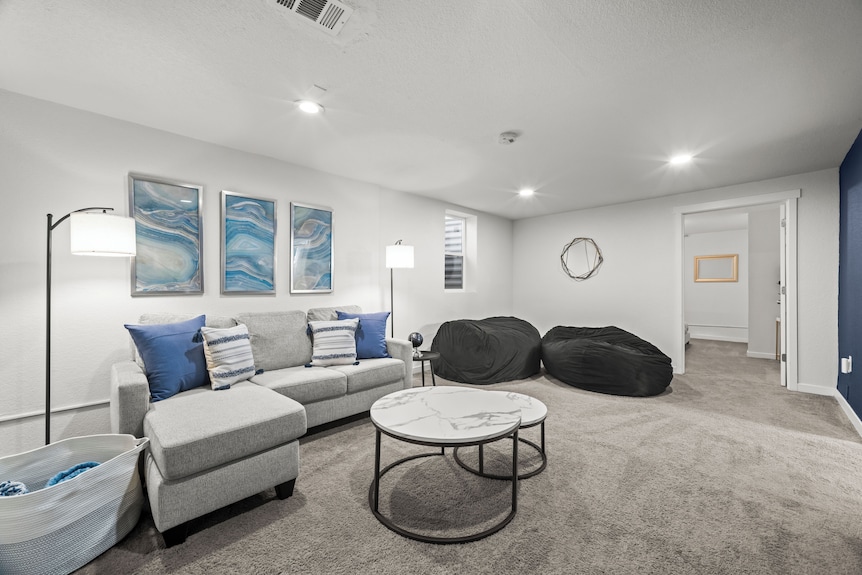 The Denver Den | Game Room | Foosball - ウェストミンスター, CO