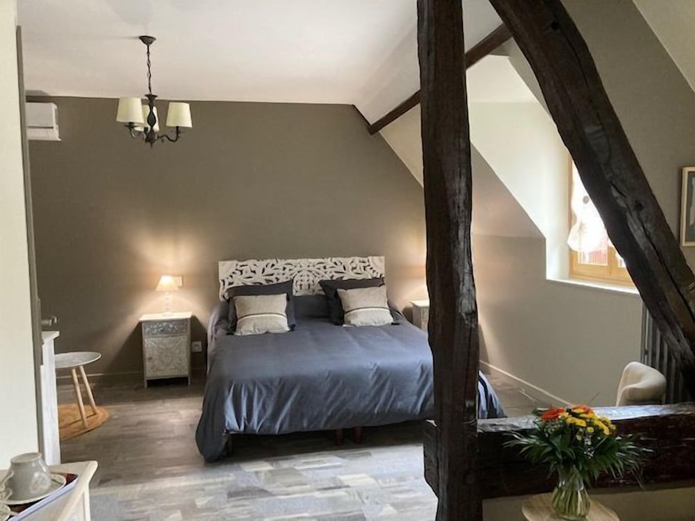 La Maison De Triboulet, Bed And Breakfast, Nutrisco, Nutrisco - Amboise