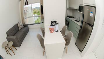 Apto Nantes com Vista pro Beto Carrero World - Penha - SC | 2 quartos, individualmente decorados, individualmente mobiliados