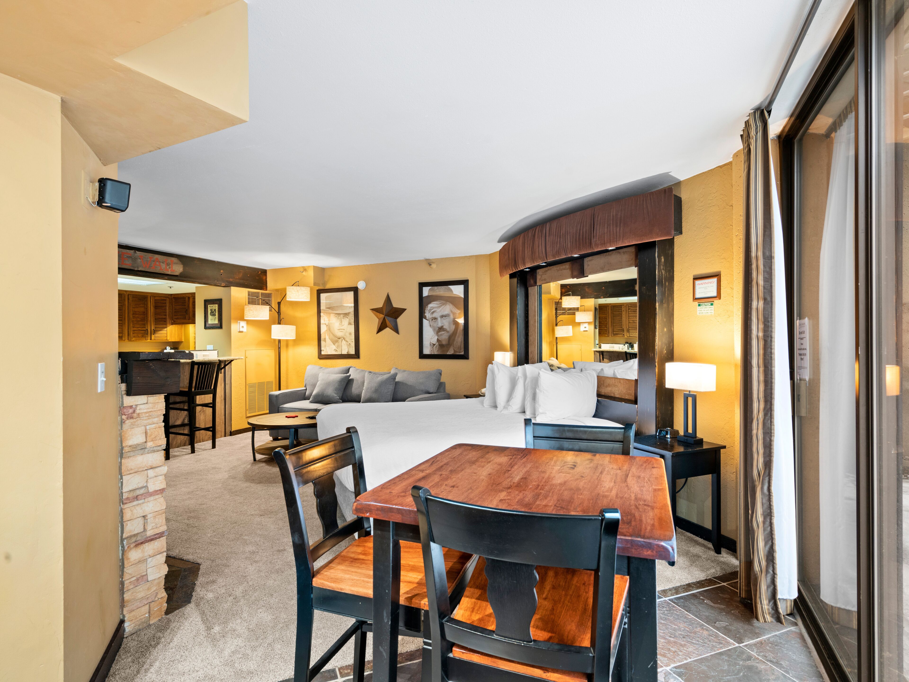 Silver King 206 | 150 Yards To Lifts | Fireplace | Kitchen | Pool & Hot Tub - Park City, UT