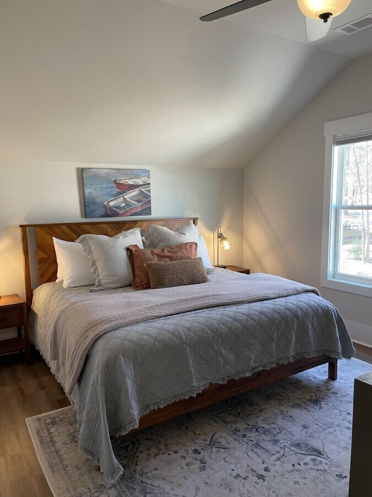 Dog Friendly, Game Room, Kayaks, Dock, Sup Boards - Lake Oconee, GA