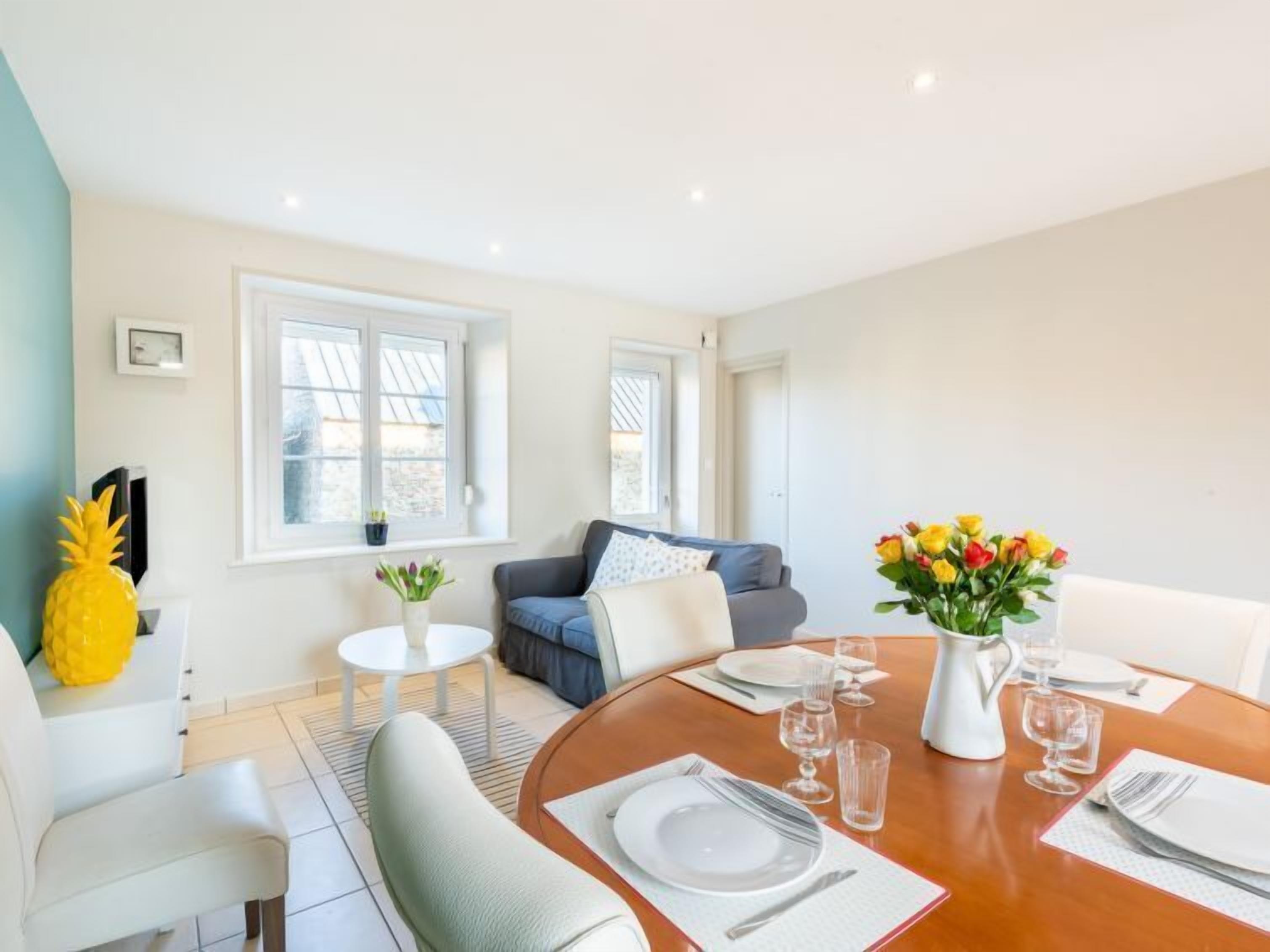 La Peite Maison By Interhome - Gouville-sur-Mer