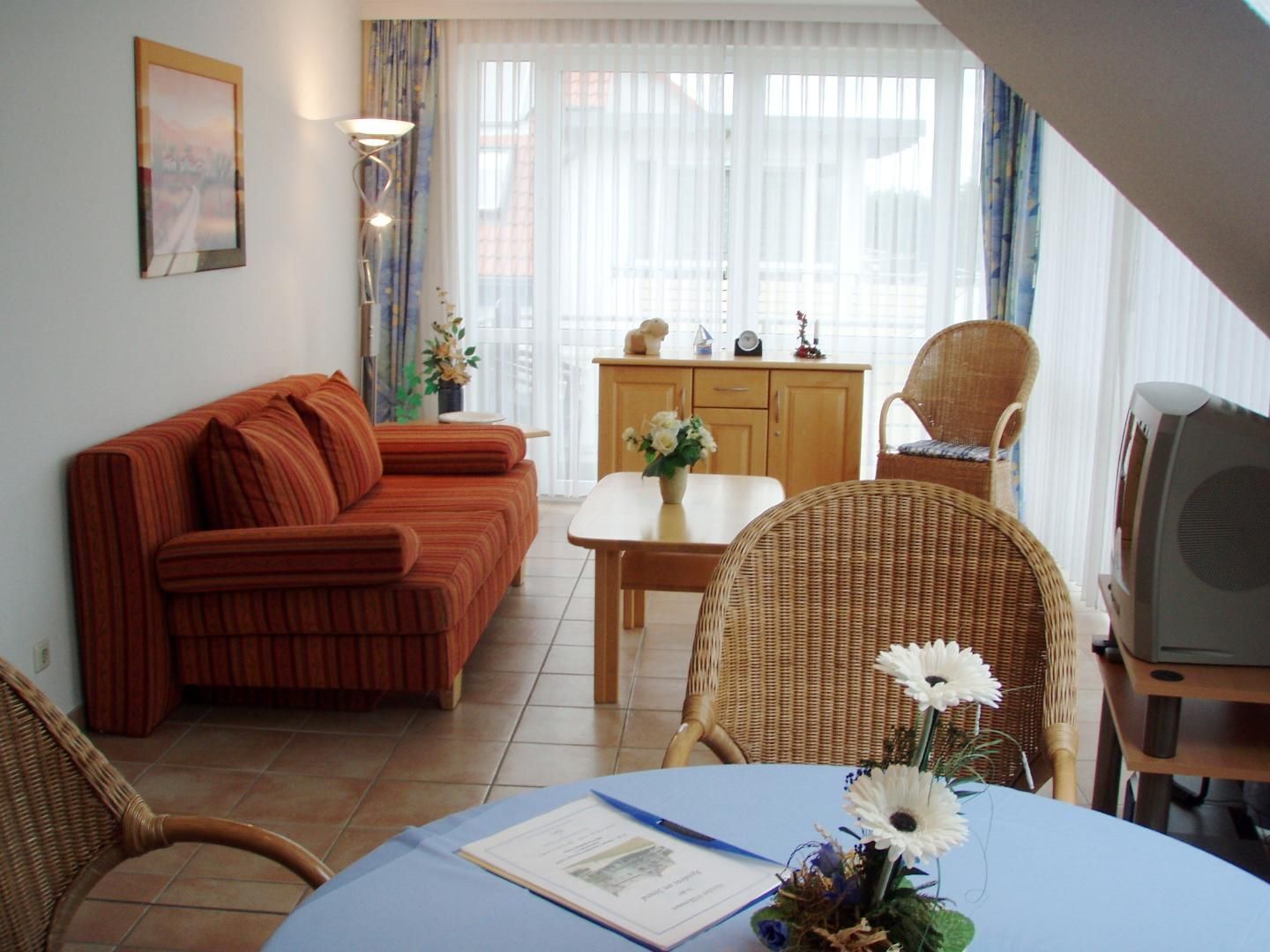 Comfortable Vacation Apartment In Zingst: Right On The Beach With Balcony And Wlan - - Zingst