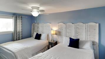 Apartamento em Condomínio Fechado, várias camas, varanda, vista para o oceano | 3 quartos, Wi-fi grátis