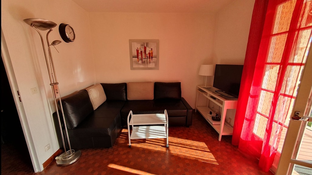 T2 Plein Sud Au Centre Du Village Avec Parking, Piscine, Tennis. - Ramatuelle