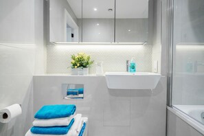 Apartamento Deluxe, casa de banho privativa | Casa de banho