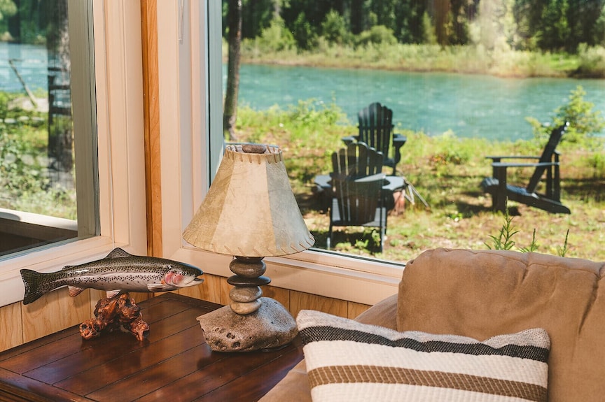 Cozy Cabin On The Wild & Scenic North Fork Of Flathead River Near Glacier Park - Montana