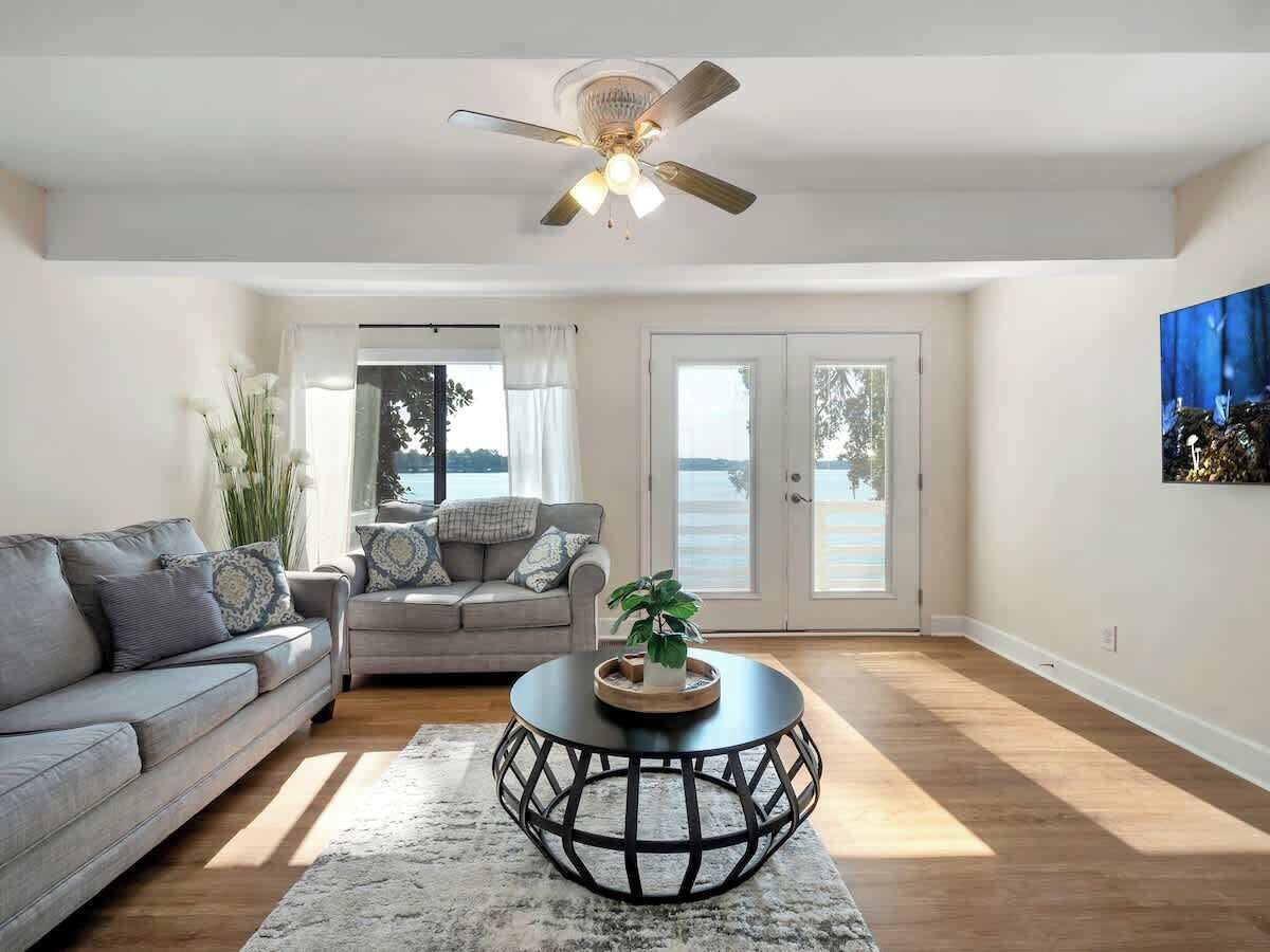 Talquin Time: Lakefront - Dock - Pool Table - Lake Talquin State Forest, Tallahassee