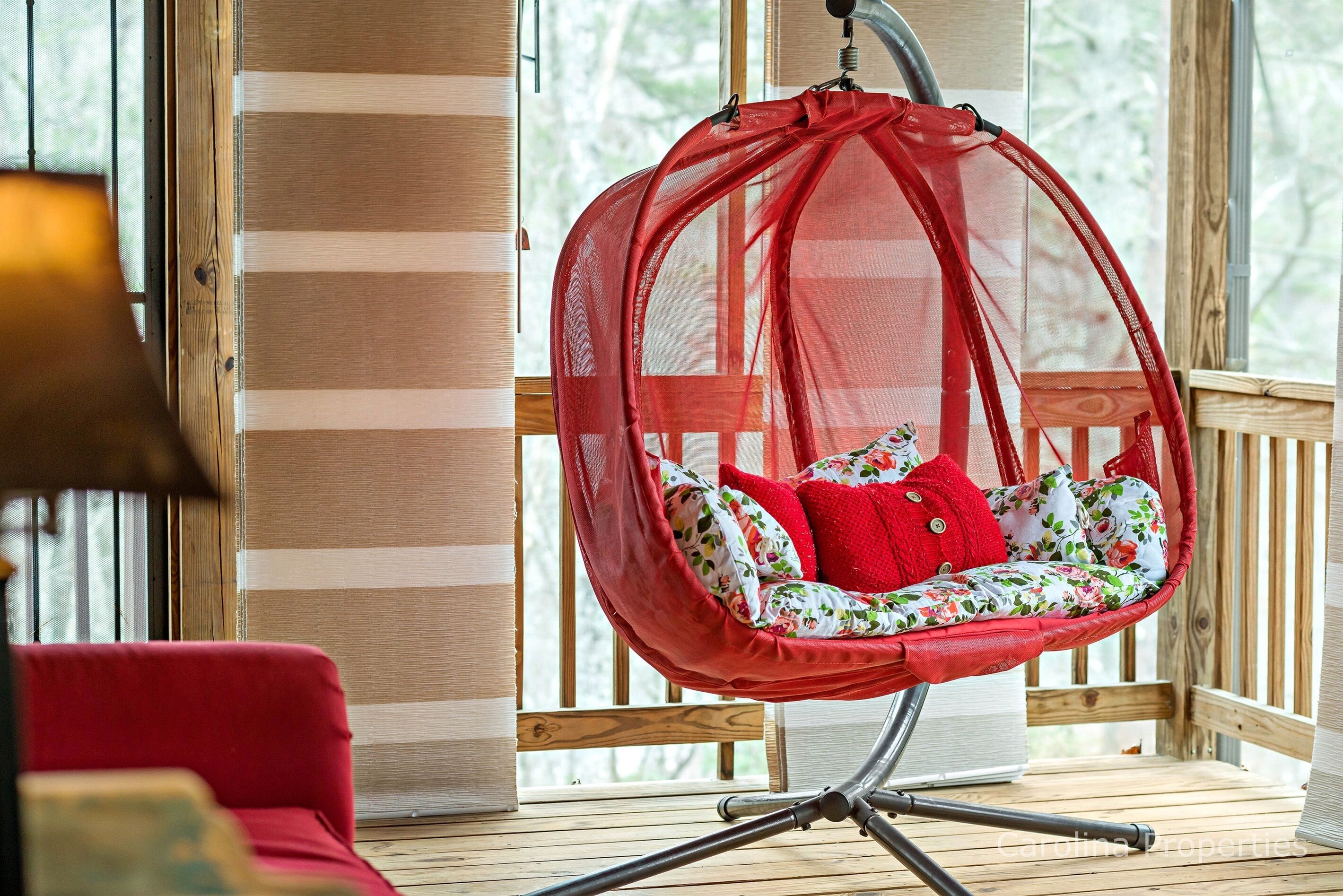 Hawks Terrace- Hot Tub, Fire Pit, Mirror Lake Access, Views! - Lake Lure, NC