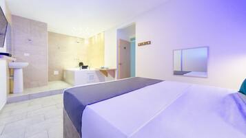 Quarto Duplo Superior | Roupa hipoalergénica, ferro/tábua de engomar, Wi-fi grátis