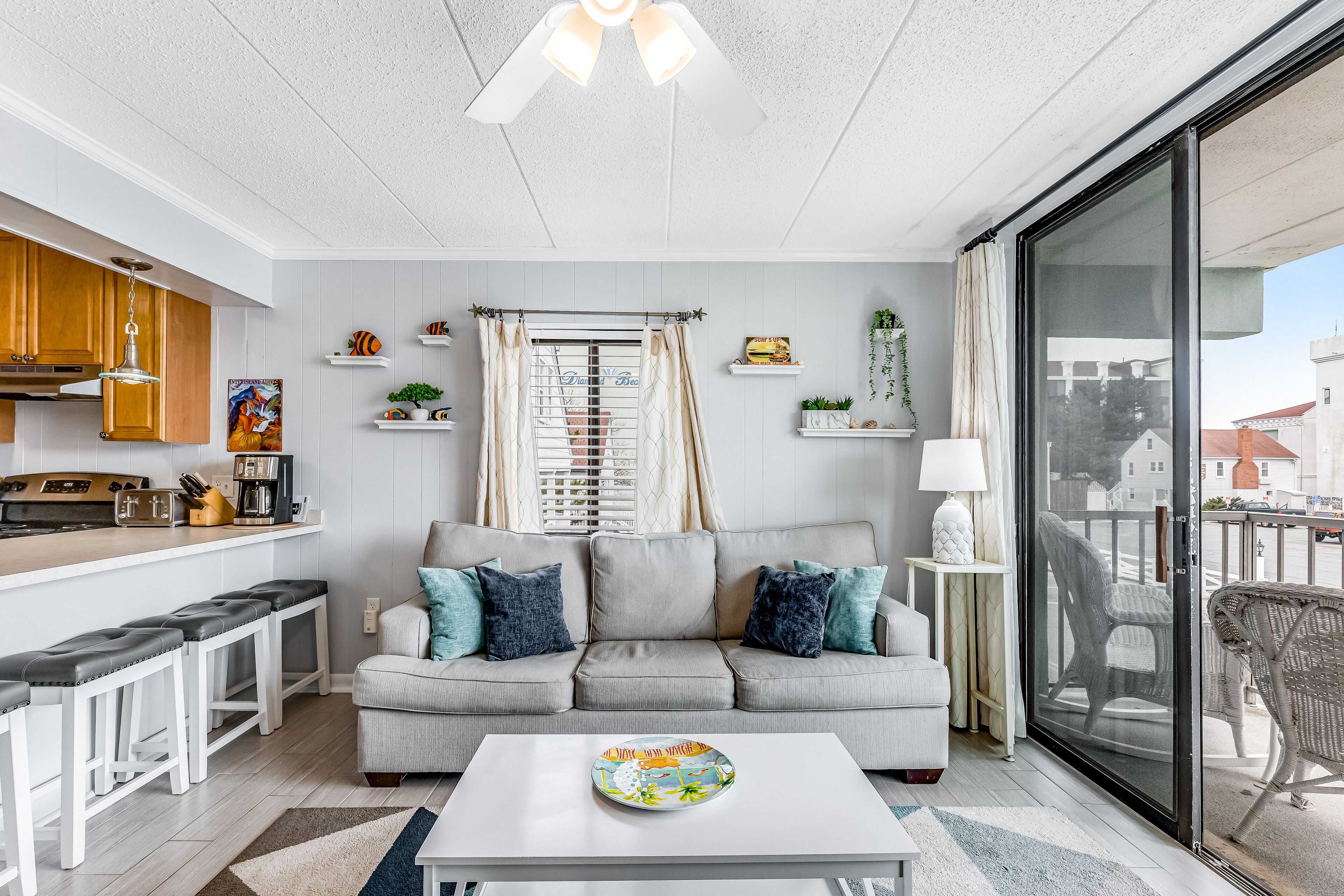 Bright, Sunny Condo With Ocean And Bay Views In Walkable Midtown Location - Ocean City, MD