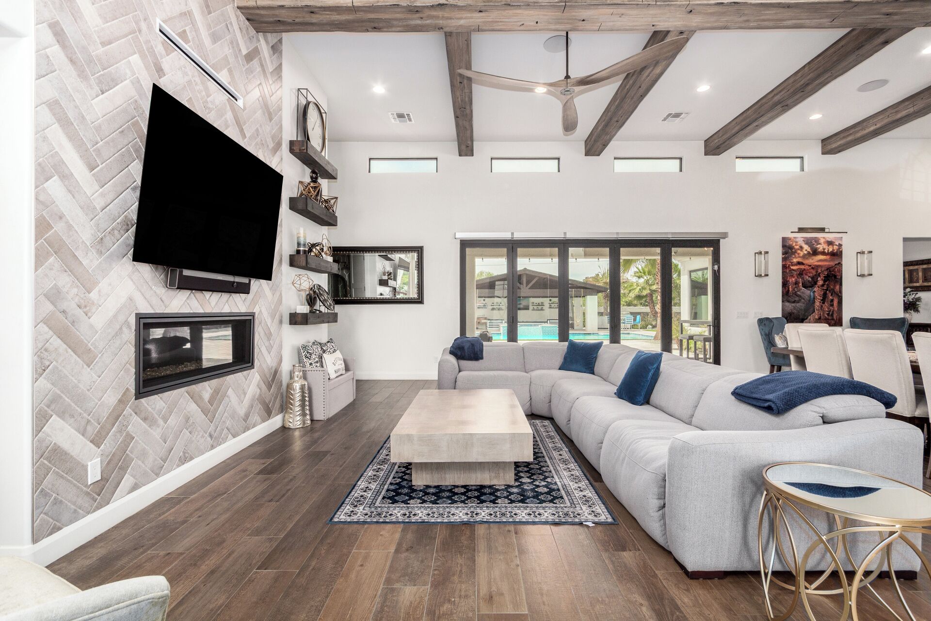 Scottsdale Acre Oasis: Resort-style Backyard W/ Private Pickleball Court & More - Scottsdale, AZ