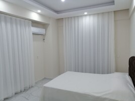 Condo standard, 1 quarto | Roupas de cama antialérgicas, individualmente decorados