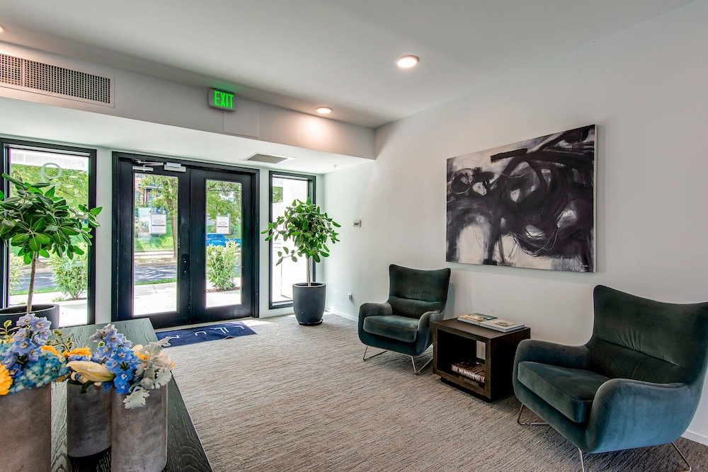 Eco-friendly Condo With Shared Seasonal Pool, Balcony, And Free Wifi - Nashville, TN