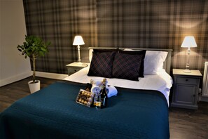 Apartamento de Luxo, casa de banho anexa | 3 quartos 