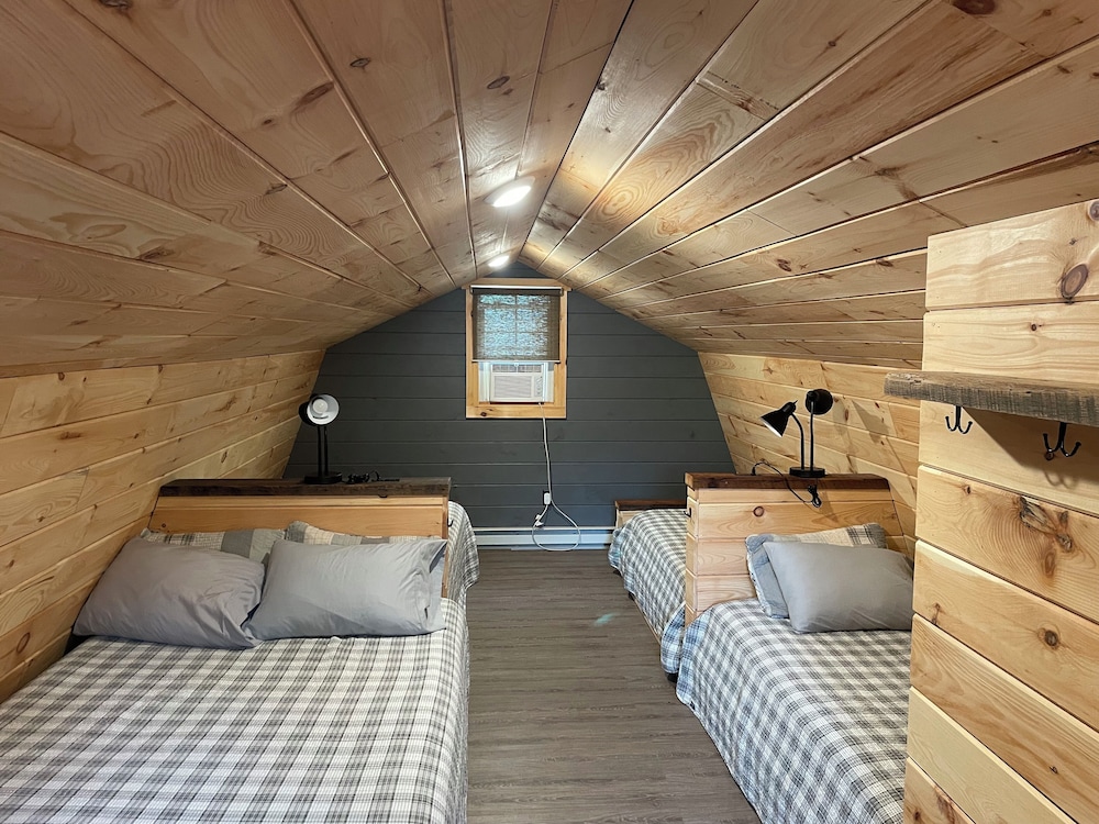 Cabin In Wayne National Forest With Ride In/out Access To Baileys Trail System - Athens, OH