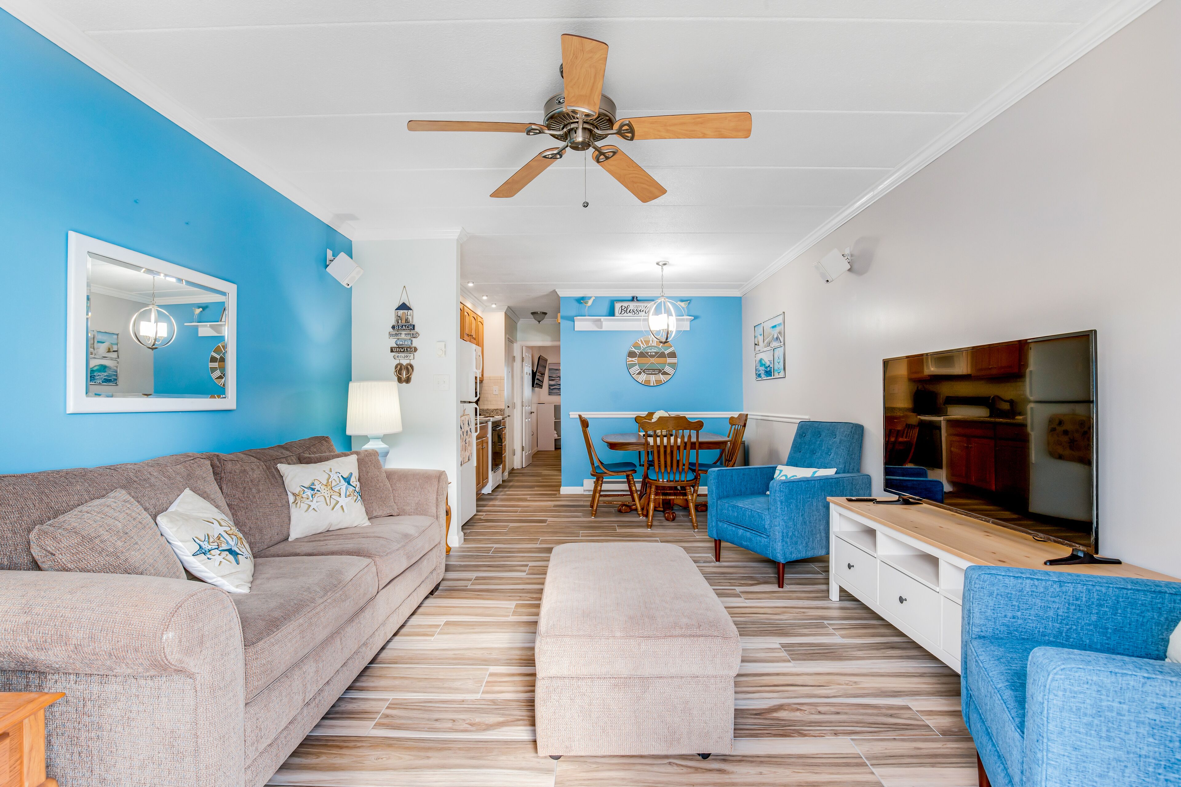 Third-floor Condo With High-speed Wifi, & Balcony  Steps From The Beach - Ocean City, MD